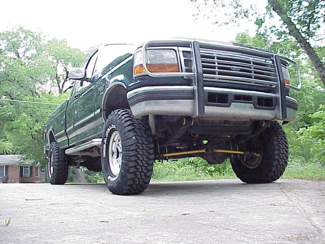 any obs pics with 33" or 35" tires | Ford Power Stroke Nation